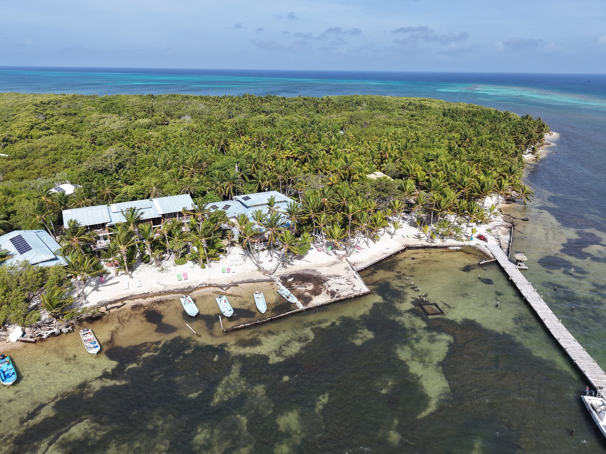 Itza Resort | Belize Dive Resort at Lighthouse Reef Atoll